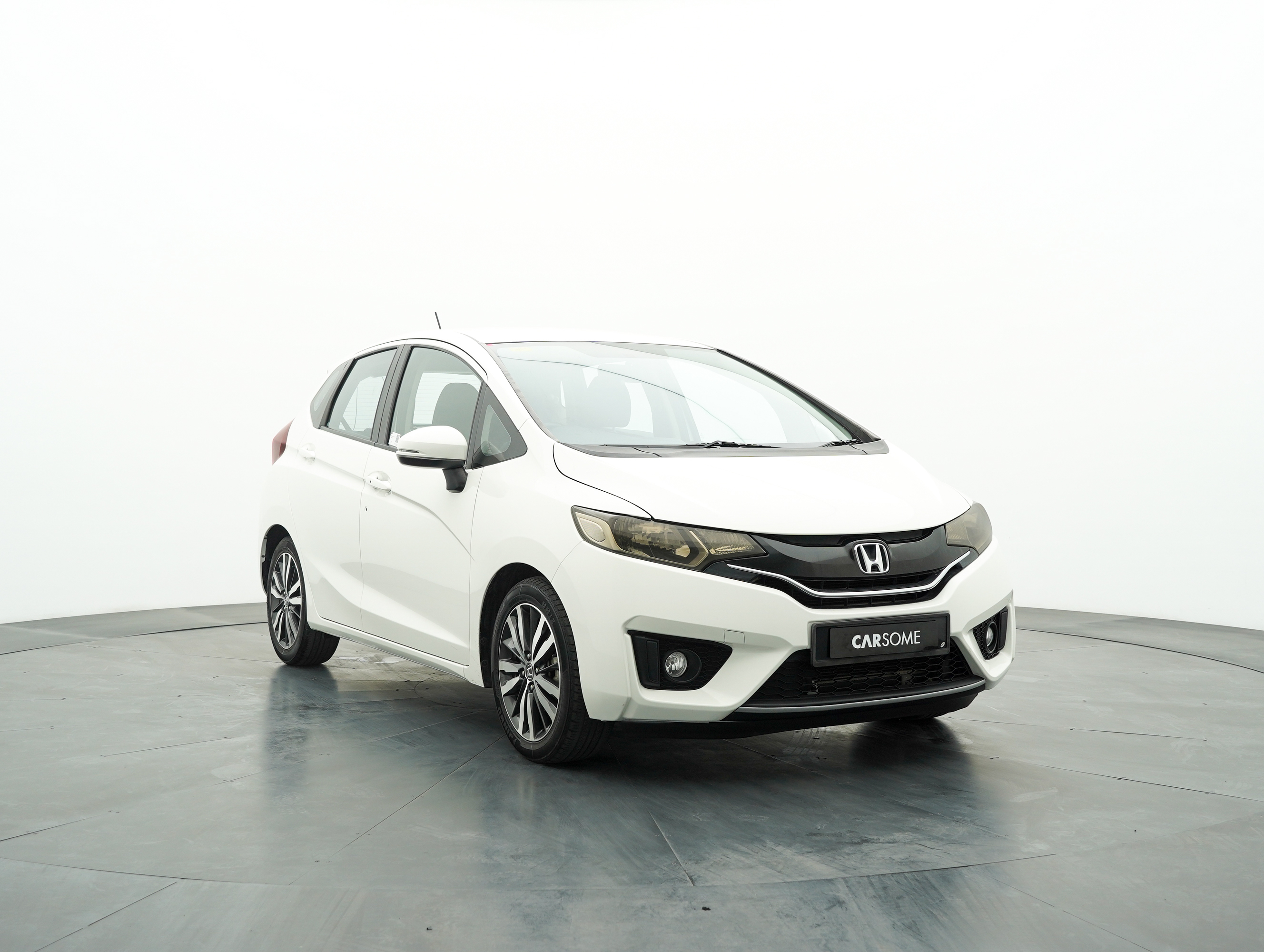 Buy used 2015 Honda JAZZ V 1.5 – Carsome.my