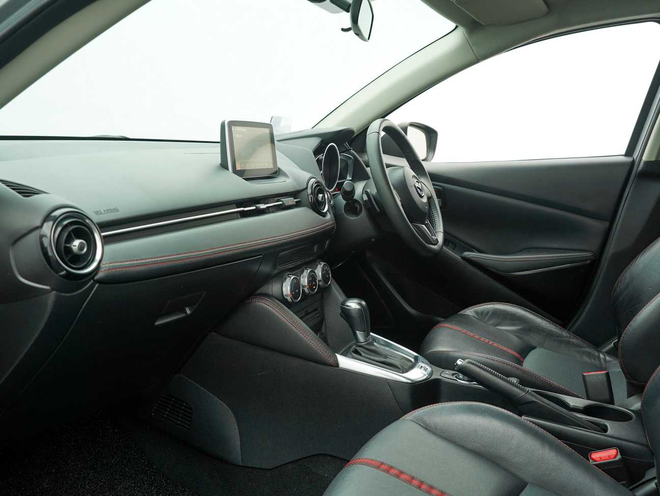 Buy used 2015 Mazda 2 SKYACTIV-G 1.5 – Carsome.my