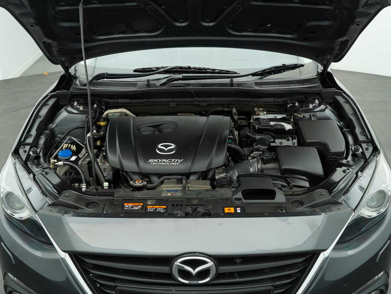 Buy used 2014 Mazda 3 SKYACTIV-G 2.0 – Carsome.my