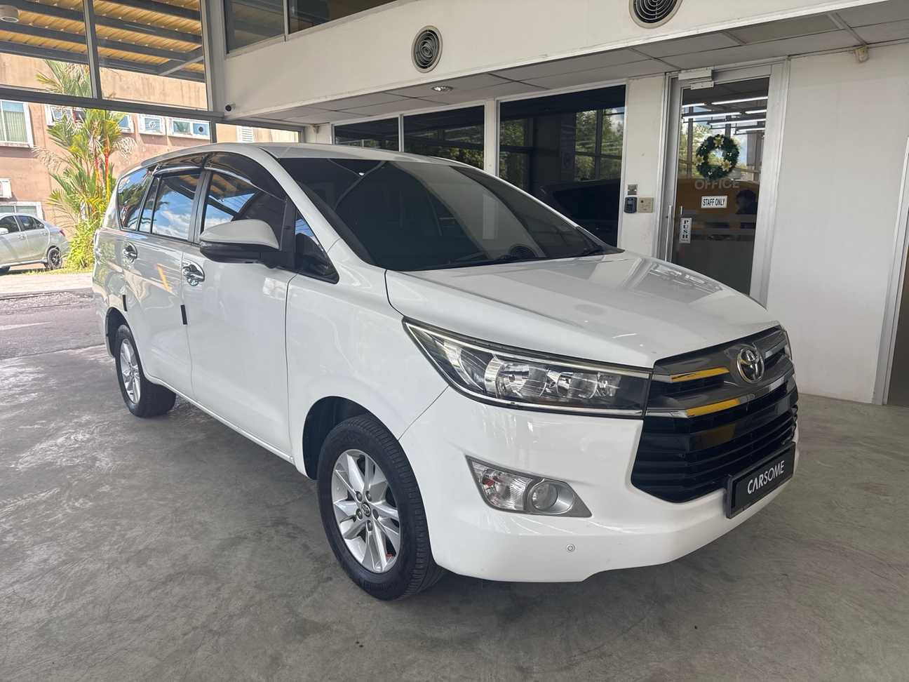 Buy used 2019 Toyota Innova G 2.0 – Carsome.my