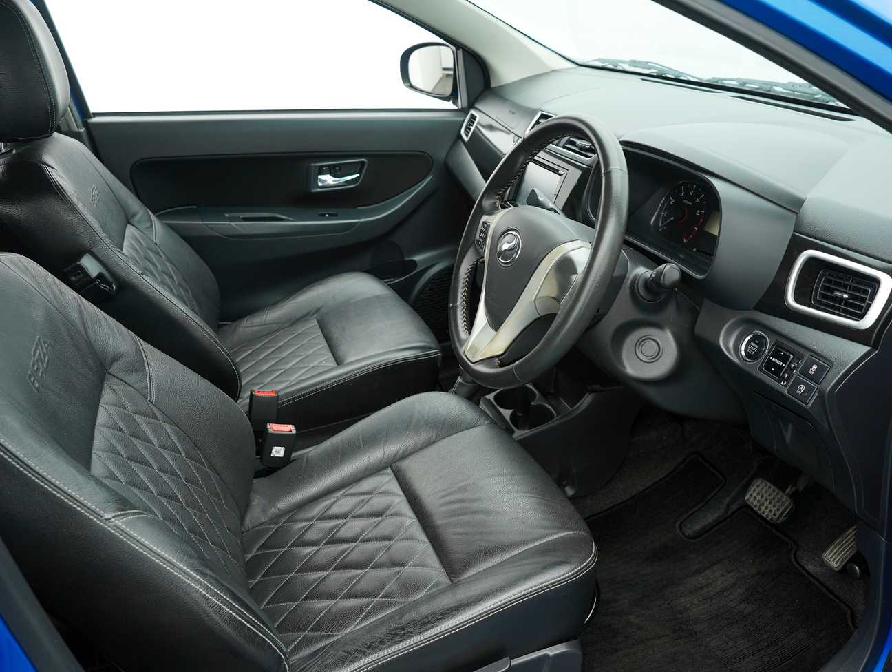 Buy used 2017 Perodua BEZZA AV 1.3 – Carsome.my