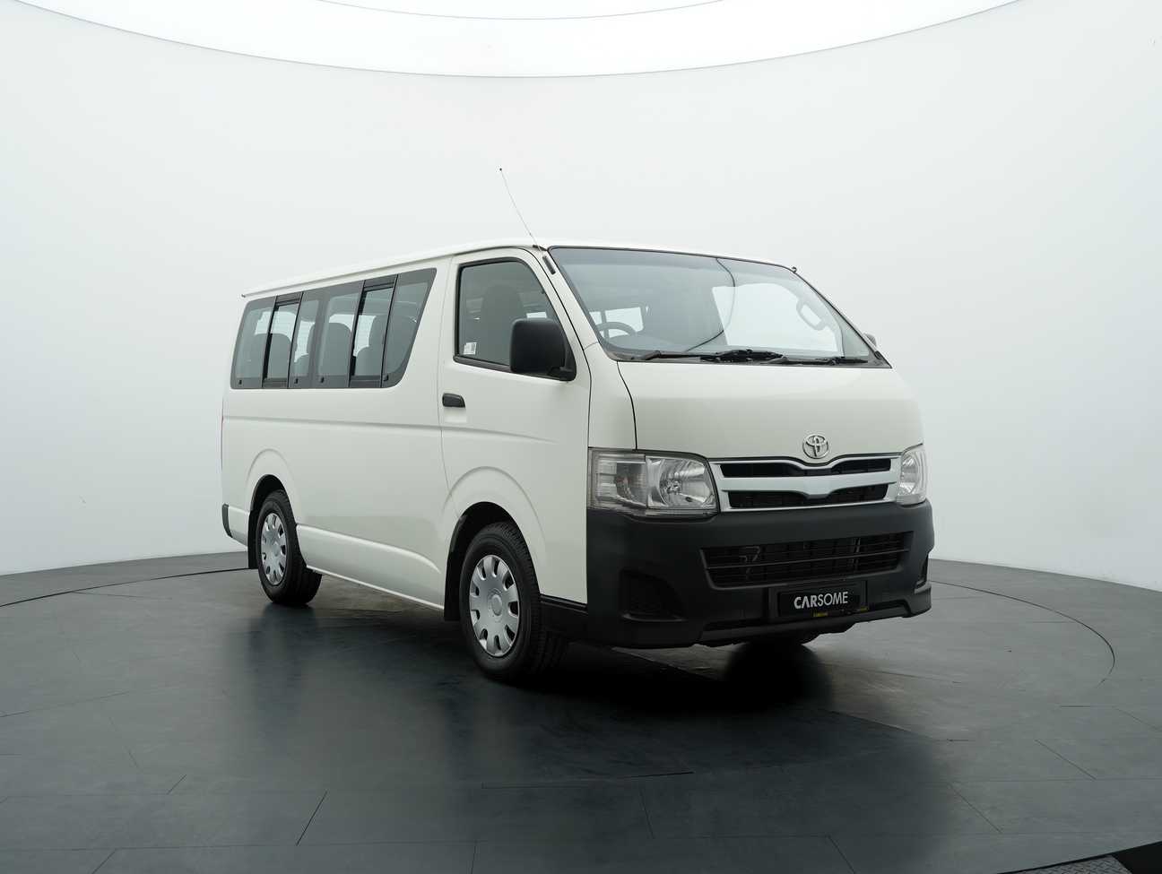 Buy used 2011 Toyota Hiace Window Van 2.5 – Carsome.my