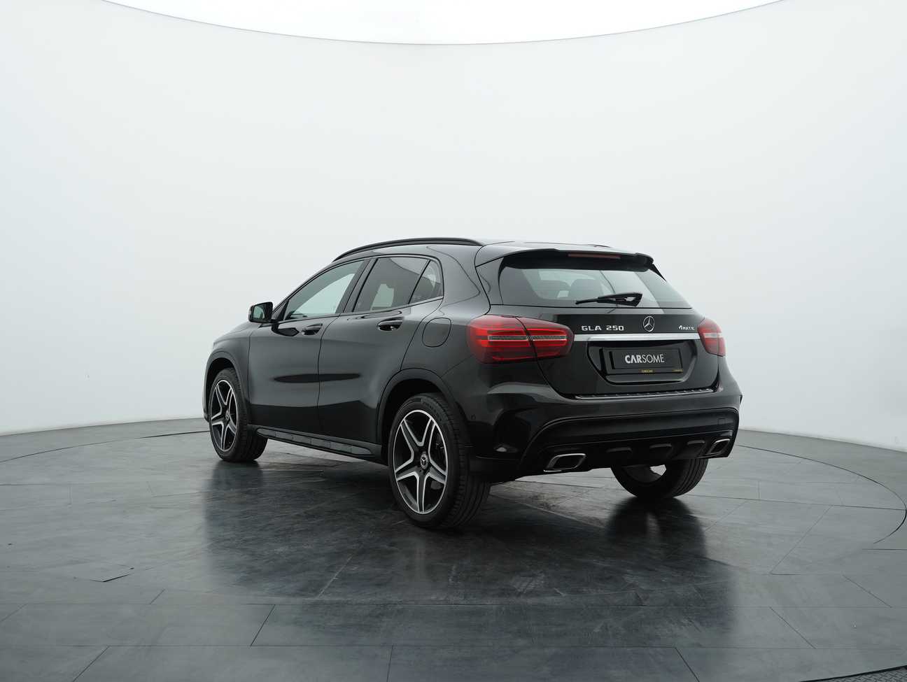 Buy used 2017 Mercedes-Benz GLA250 4MATIC AMG Line 2.0 – Carsome.my