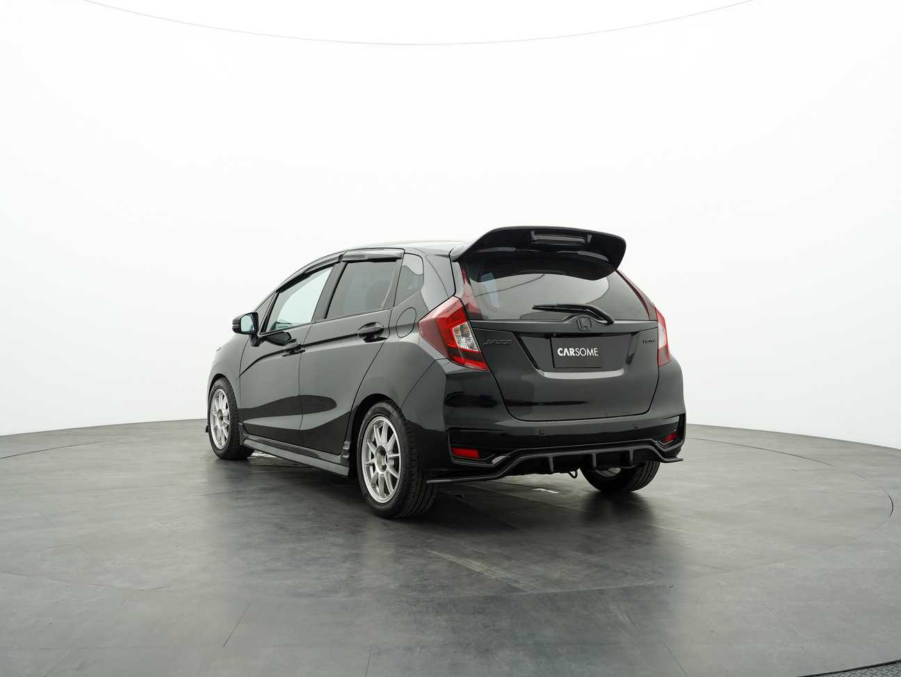 Buy used 2018 Honda JAZZ V 1.5 – Carsome.my