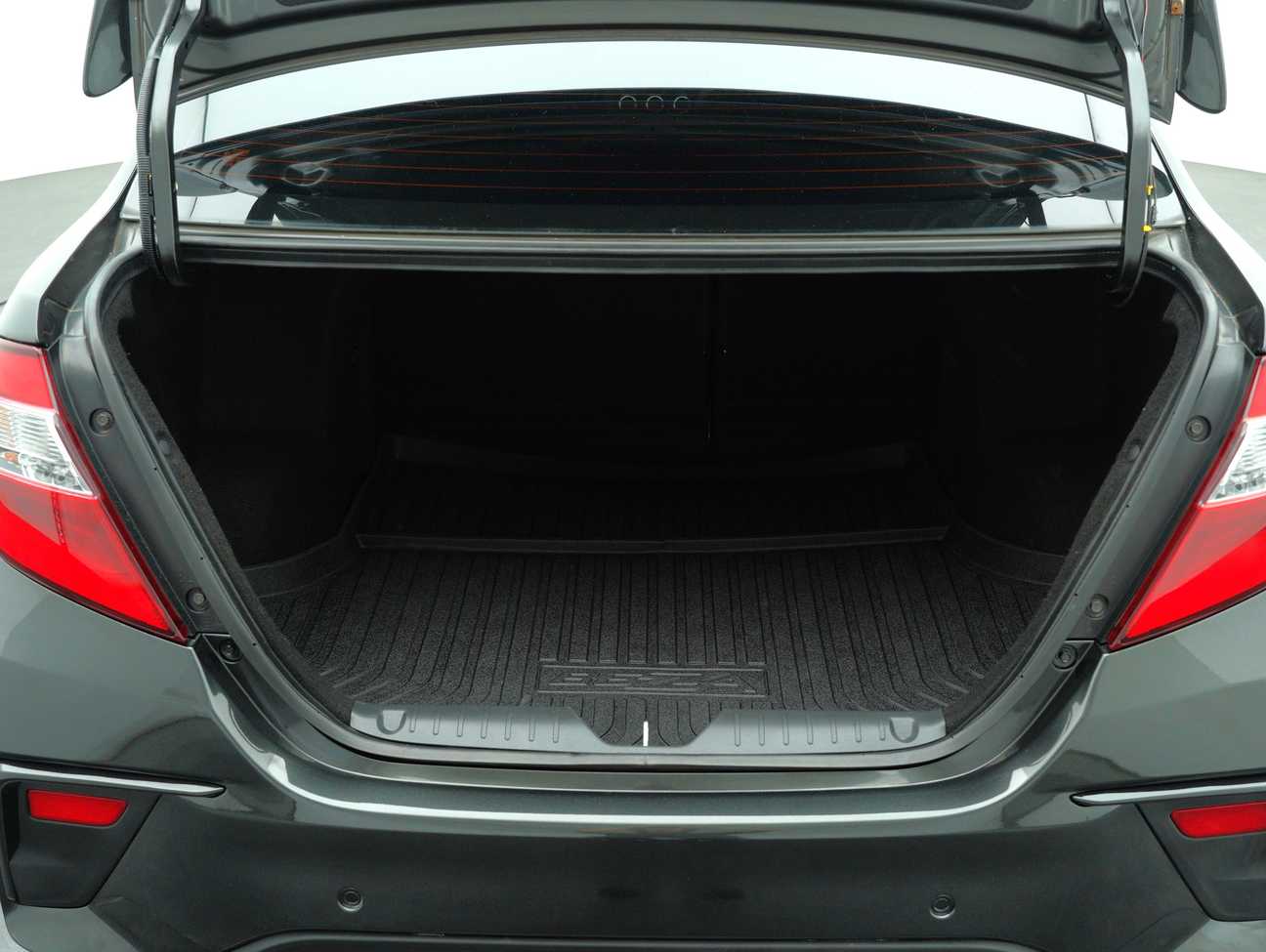 Buy used 2020 Perodua Bezza Advance 1.3 – Carsome.my