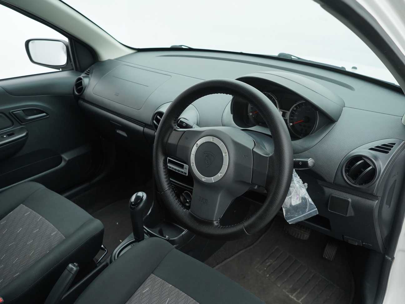 Buy used 2015 Proton Saga FLX Plus 1.3 – Carsome.my