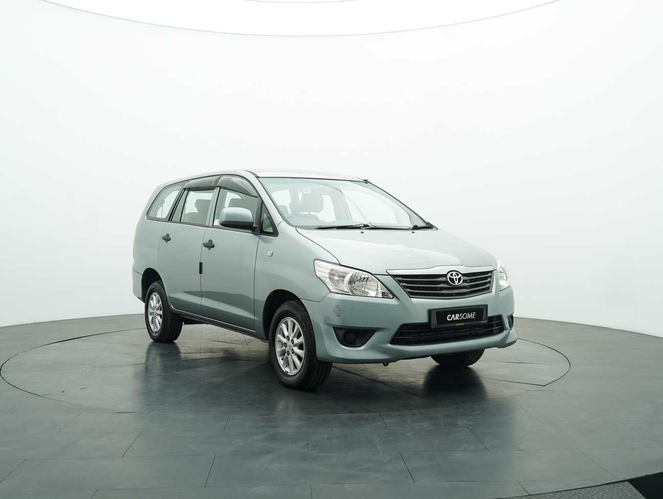 Buy used 2014 Toyota Innova E 2.0 – Carsome.my