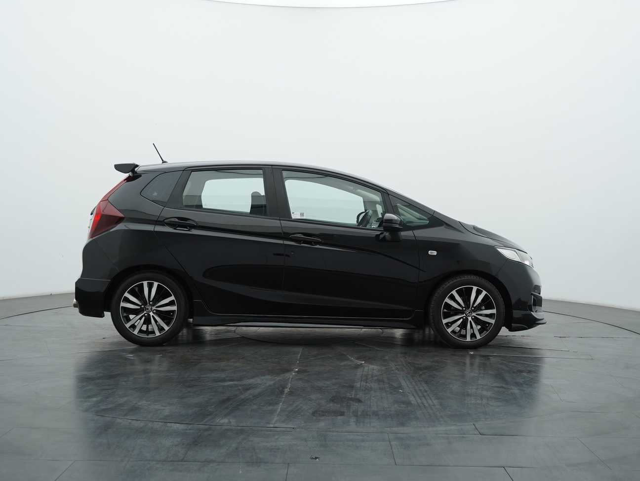 Buy used 2021 Honda Jazz E 1.5 – Carsome.my