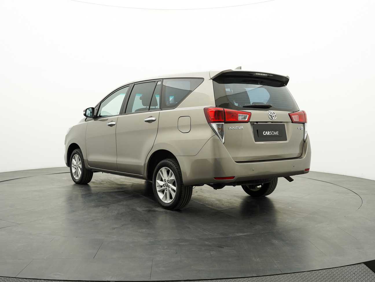 Buy used 2017 Toyota Innova G 2.0 – Carsome.my