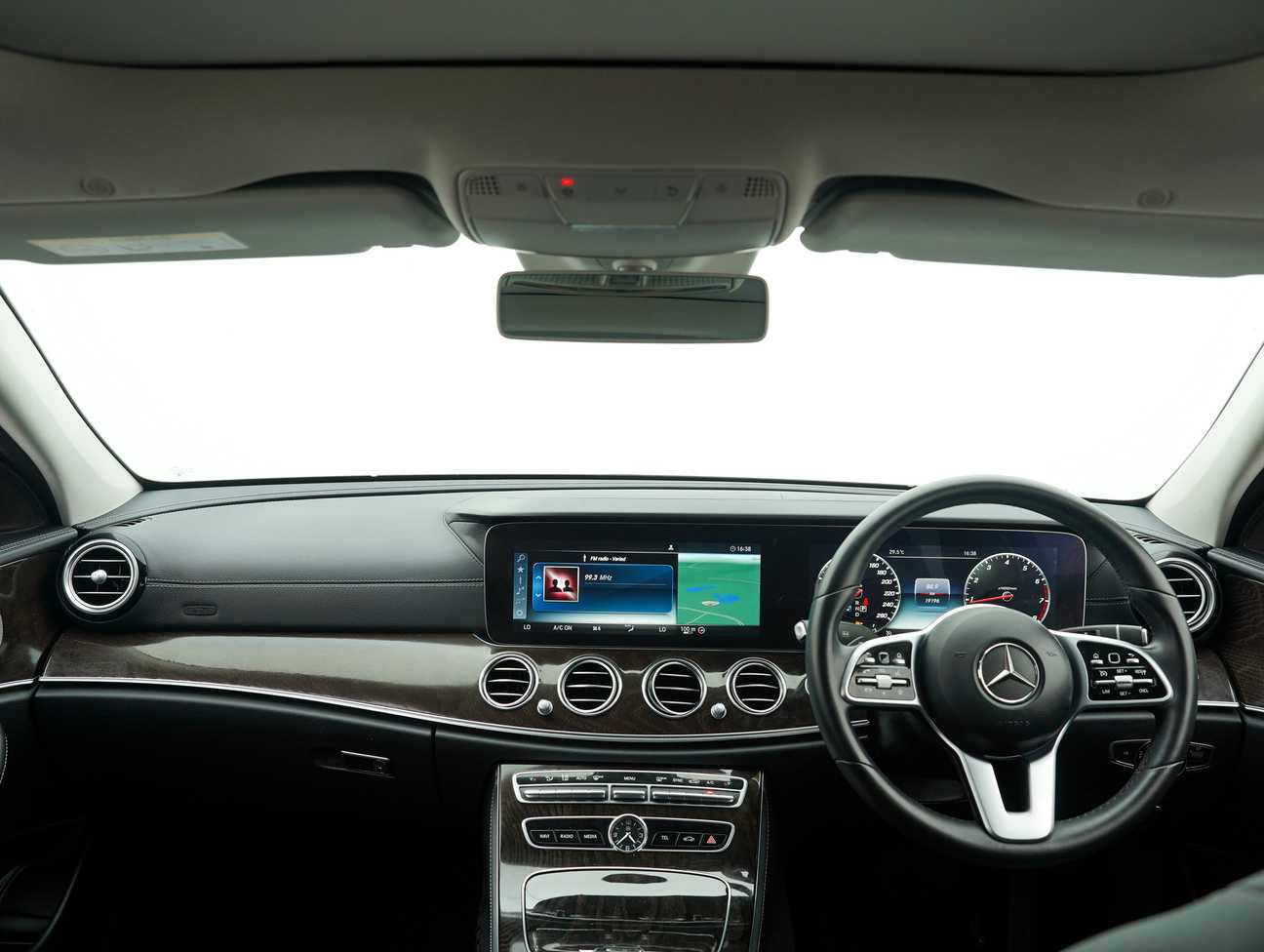 Buy used 2019 Mercedes-Benz E300 Exclusive 2.0 – Carsome.my