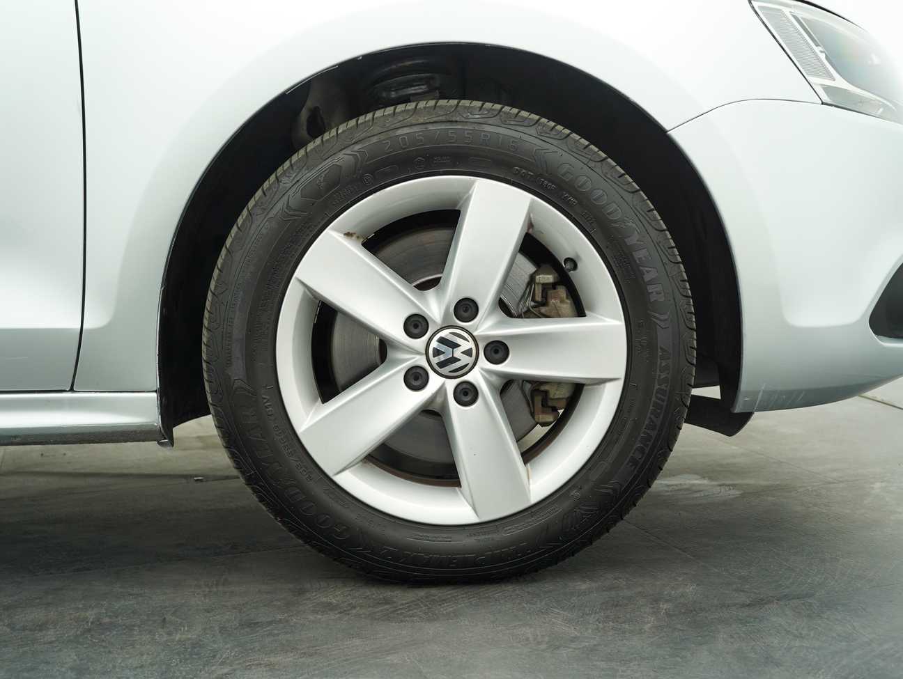 Buy used 2015 Volkswagen Jetta TSI 1.4 – Carsome.my