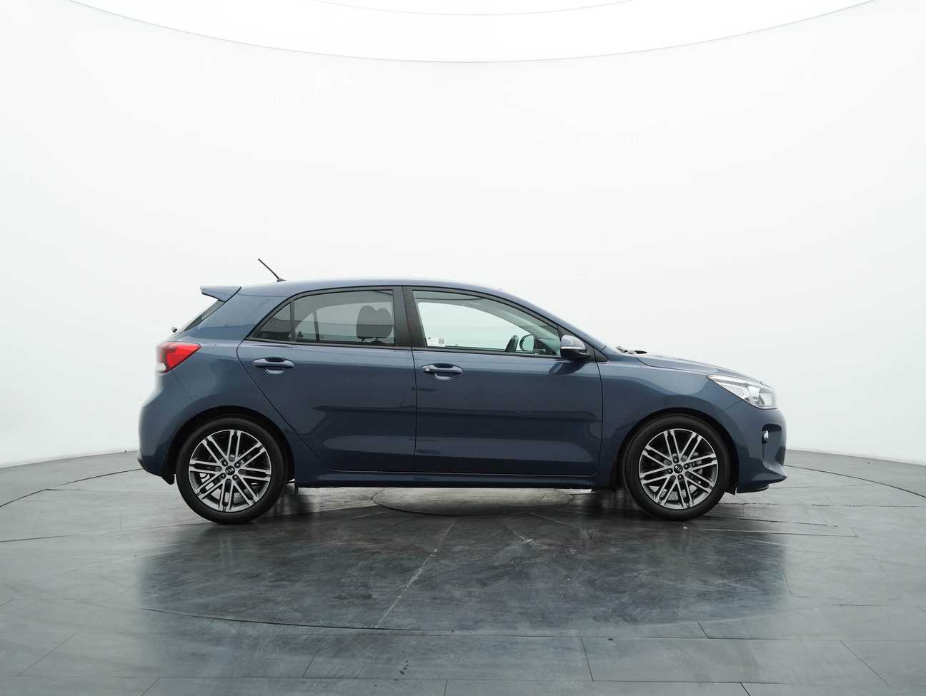 Buy used 2018 Kia Rio 1.4 – Carsome.my