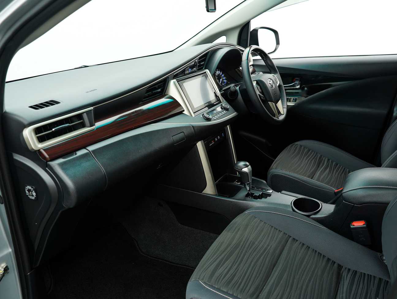 Buy used 2017 Toyota INNOVA G 2.0 – Carsome.my