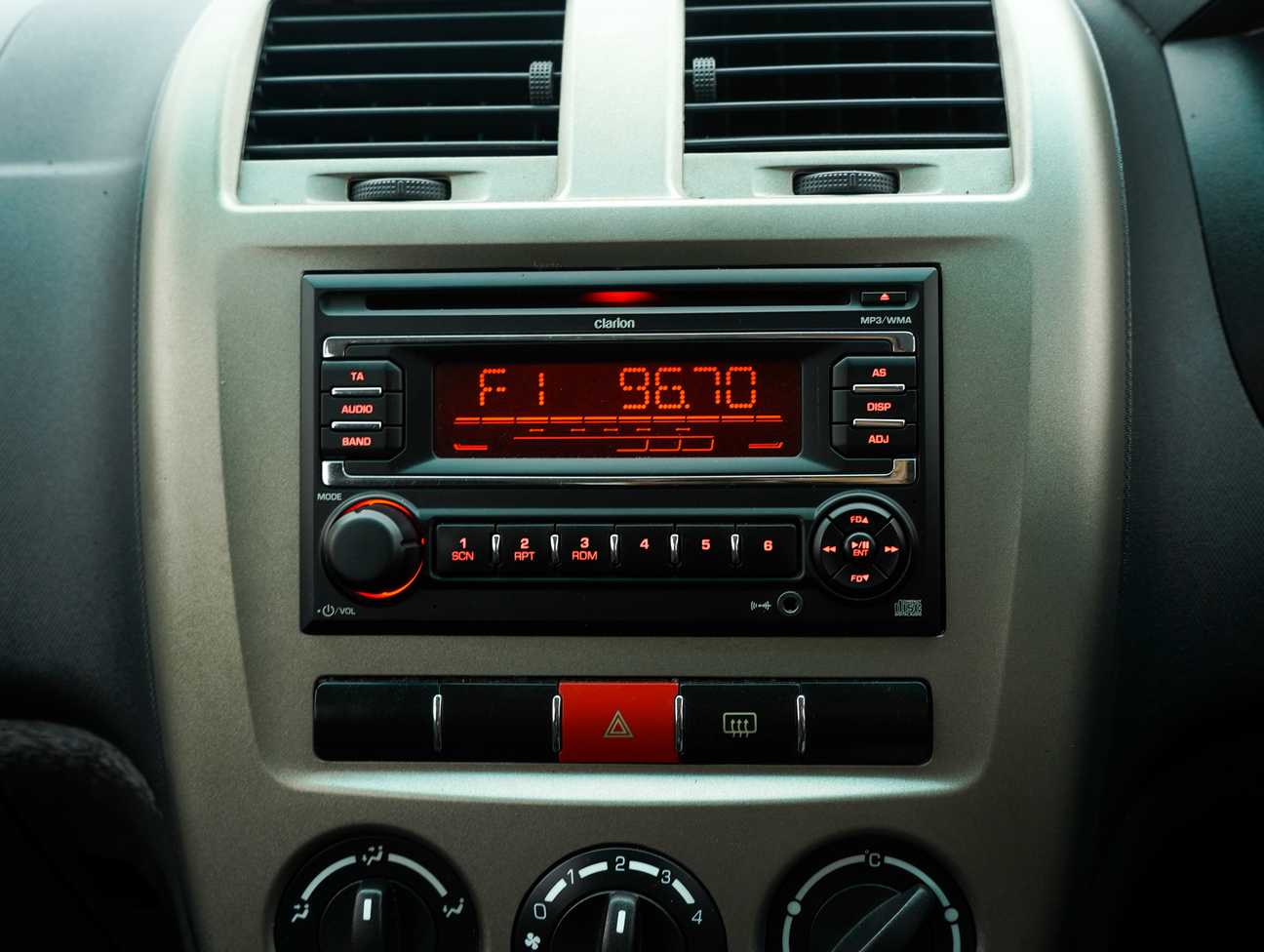 Buy used 2015 Proton Exora CPS Standard 1.6 – Carsome.my