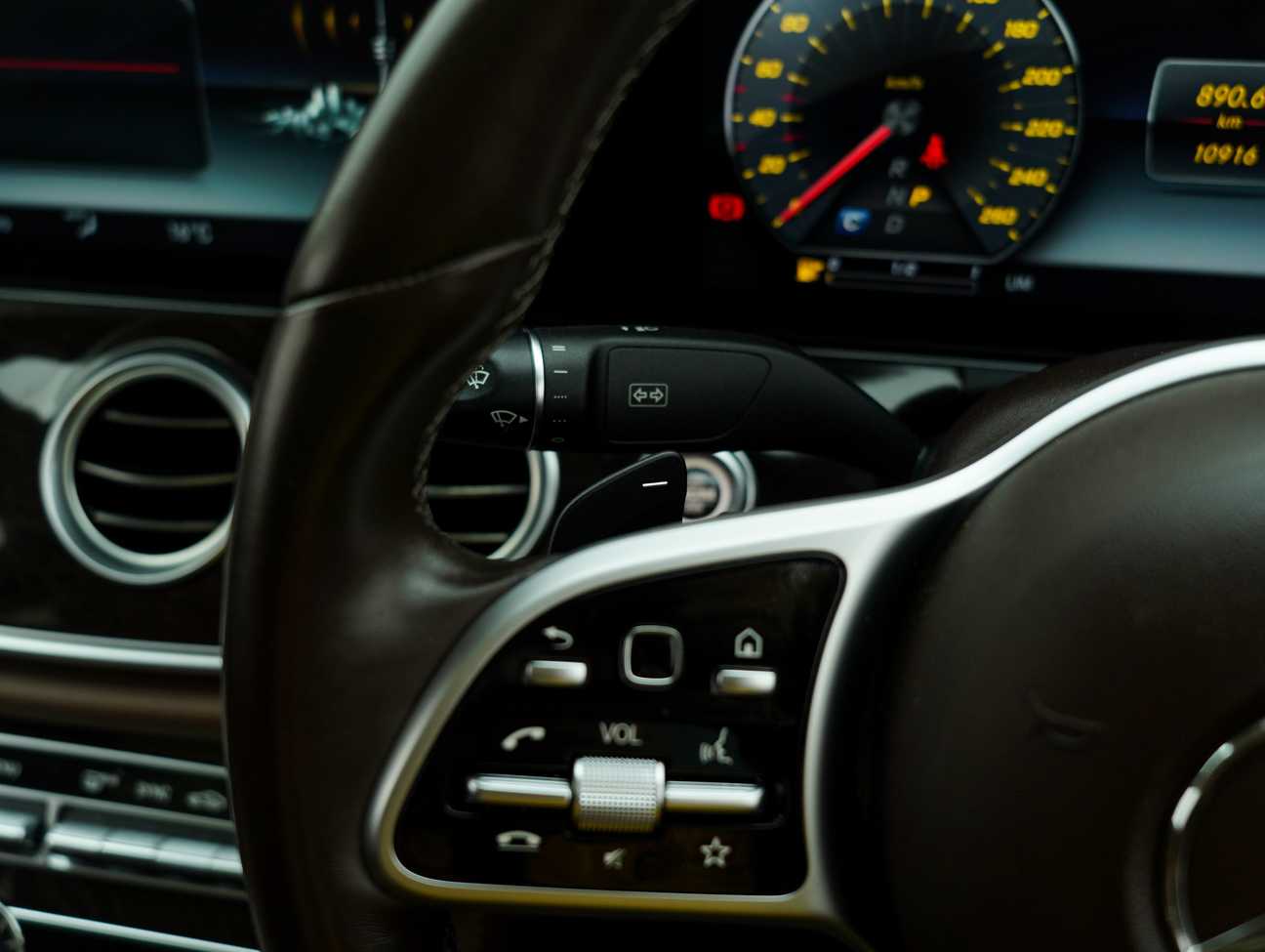 Buy used 2019 Mercedes-Benz E300 Exclusive 2.0 – Carsome.my