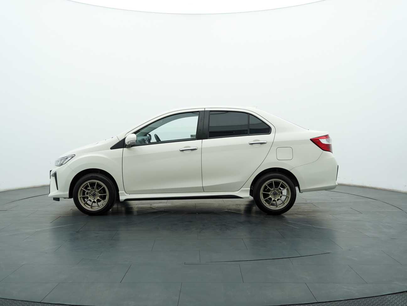 Buy used 2022 Perodua Bezza X 1.3 – Carsome.my