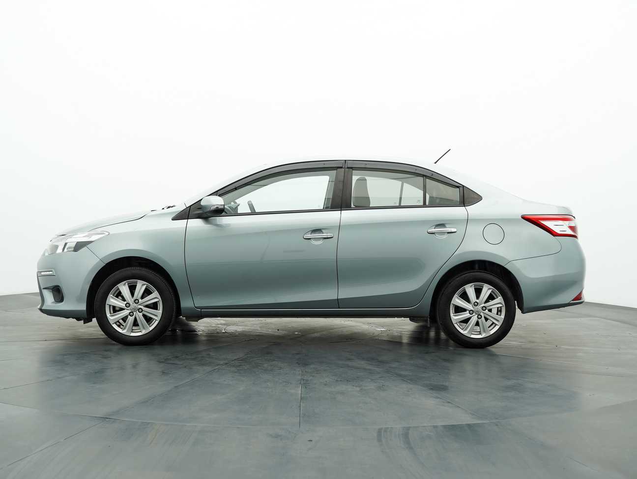 Buy used 2017 Toyota VIOS E 1.5 – Carsome.my