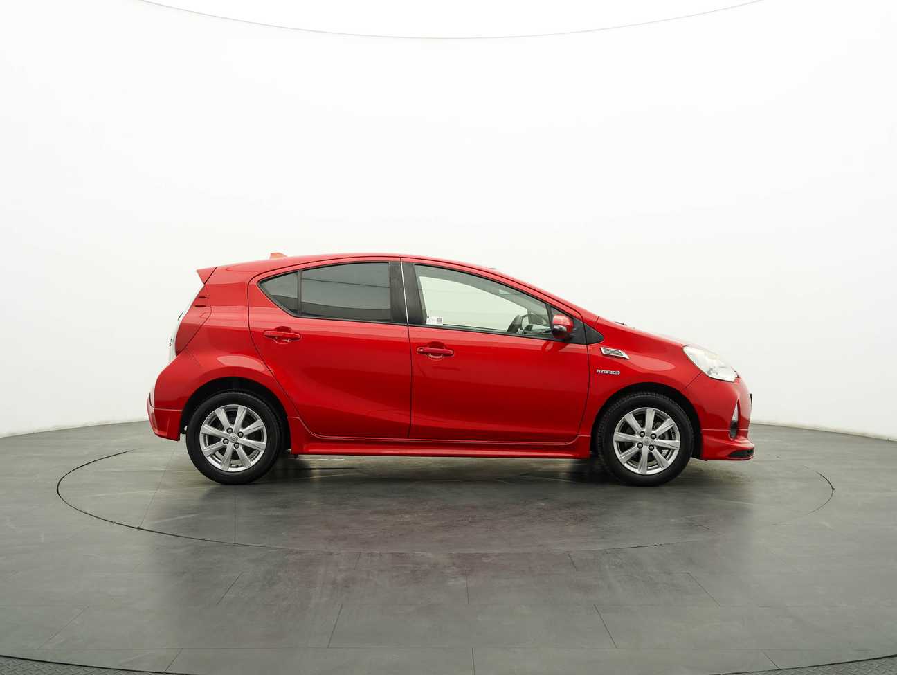 Buy used 2013 Toyota Prius C Hybrid TRD Sportivo 1.5 – Carsome.my